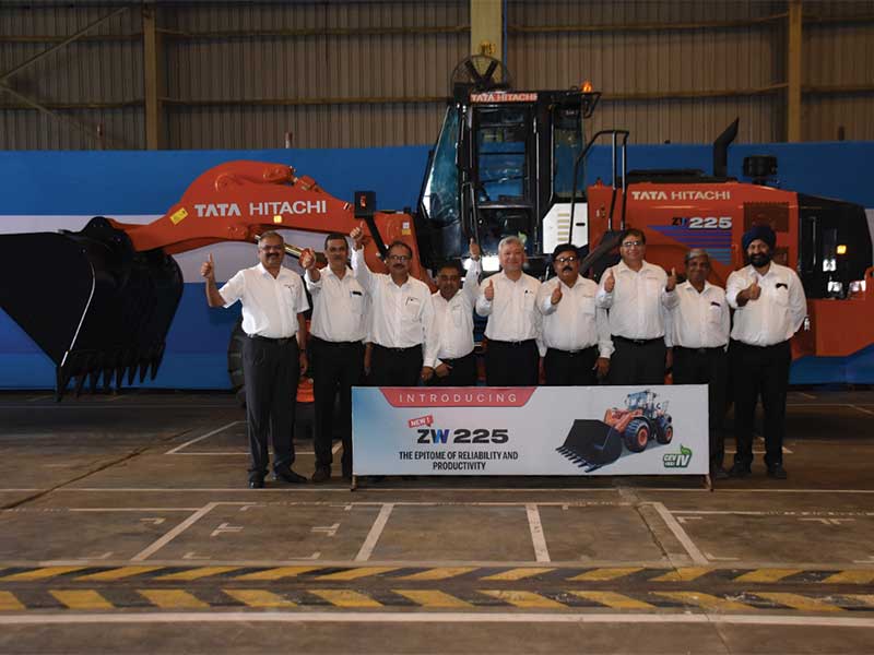 SDLG Launches L975F Wheel Loader, Displays Excavators, Wheel loaders ...