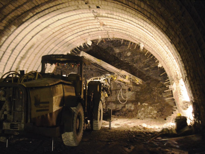 Design & Planning of Excavation Sequence & Blasting Techniques for Caverns