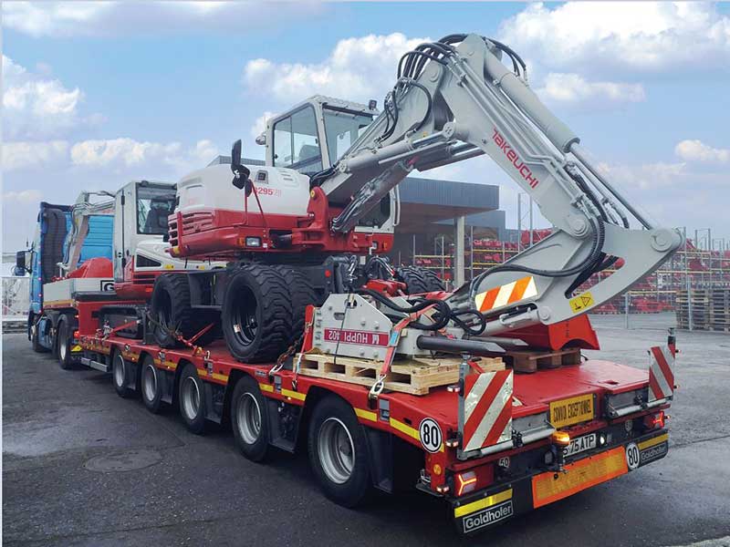 Goldhofer »STARLINE« offers premium quality semi-trailers