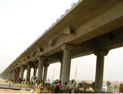 Bridges in Precast Concrete with Monolithic Joints