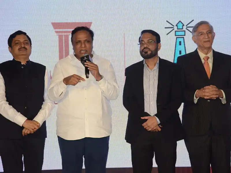 Bandra Reclamation to Get Mumbai’s First Marina, Announces Maharashtra ...